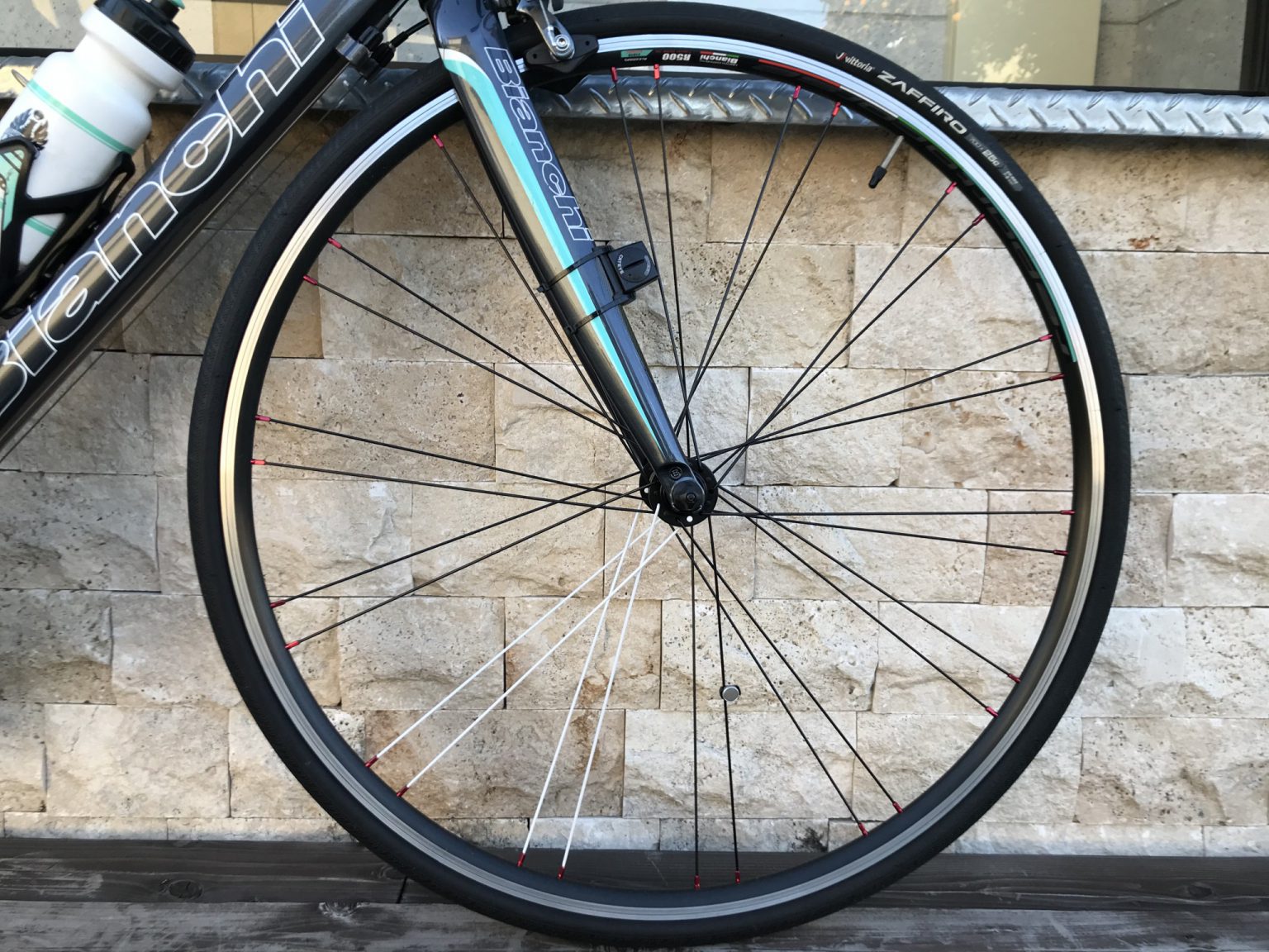 Bianchiをアップデート -FULCRUM Racing ZERO- – cyclemark サイクルマーク