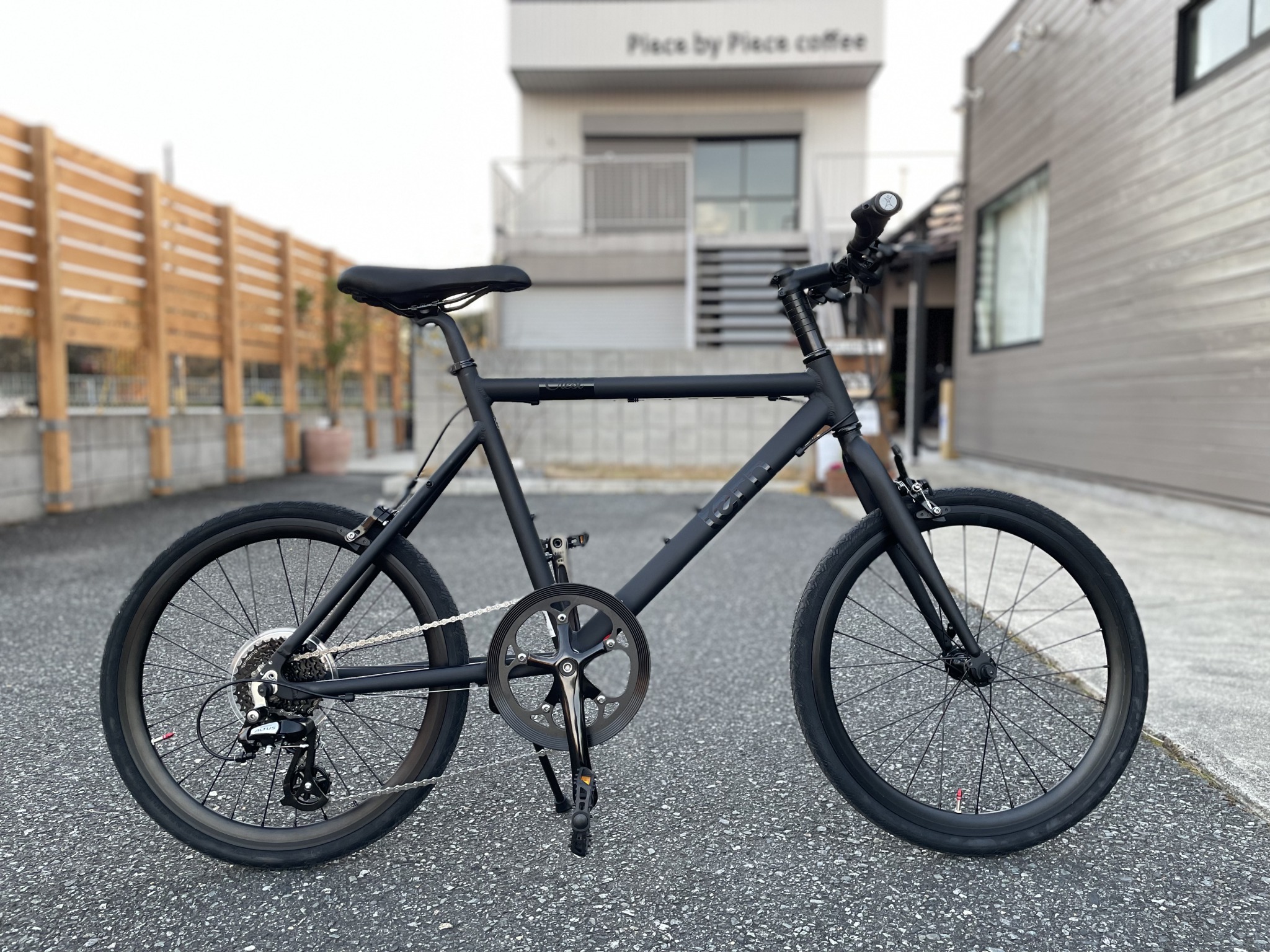 スタイリッシュなミニベロ -CREST クレスト 納車- – cyclemark サイクルマーク