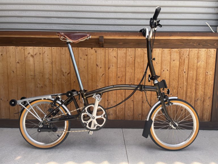 ブラックラッカーM6R納車 -BROMPTON- – cyclemark サイクルマーク